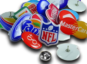 Pines Metalicos Personalizados Para Ropa Diseños 2025